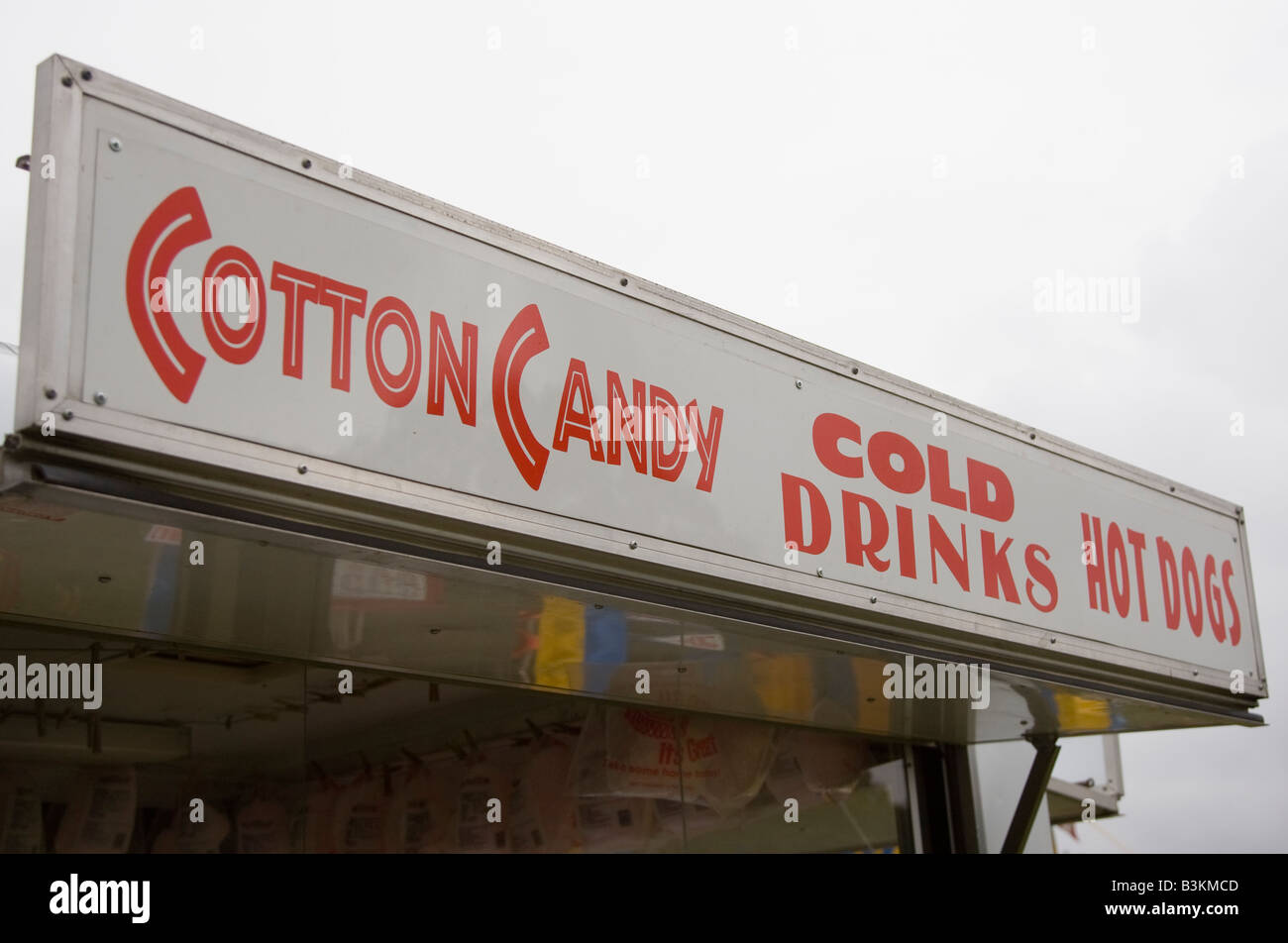 Hot food sign in hi-res stock photography and images - Alamy