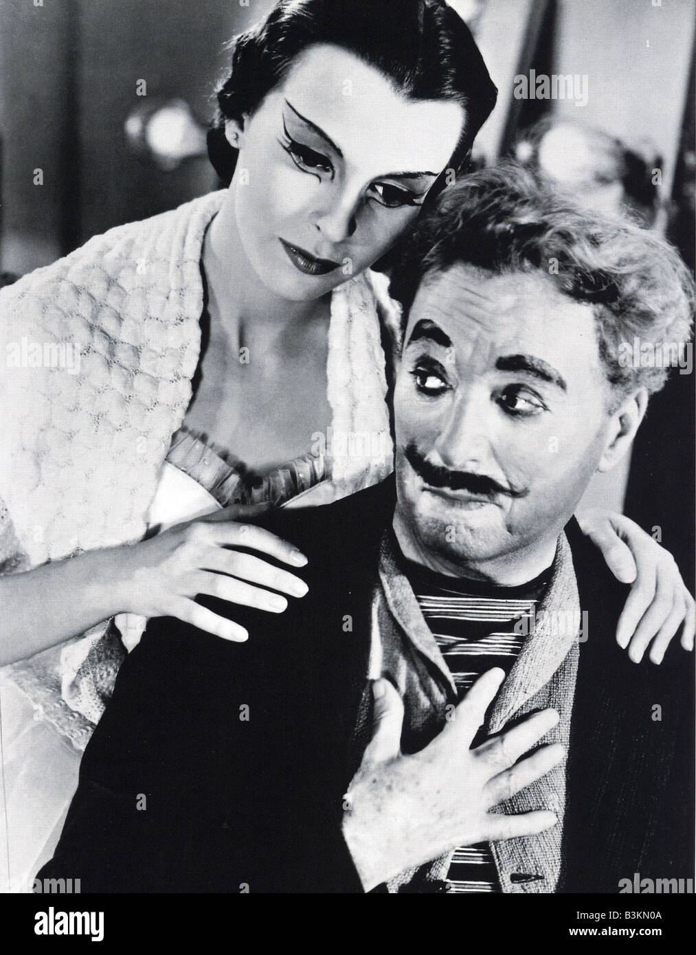 LIMELIGHT 1952 film with Charles Chaplin and Claire Bloom Stock Photo ...