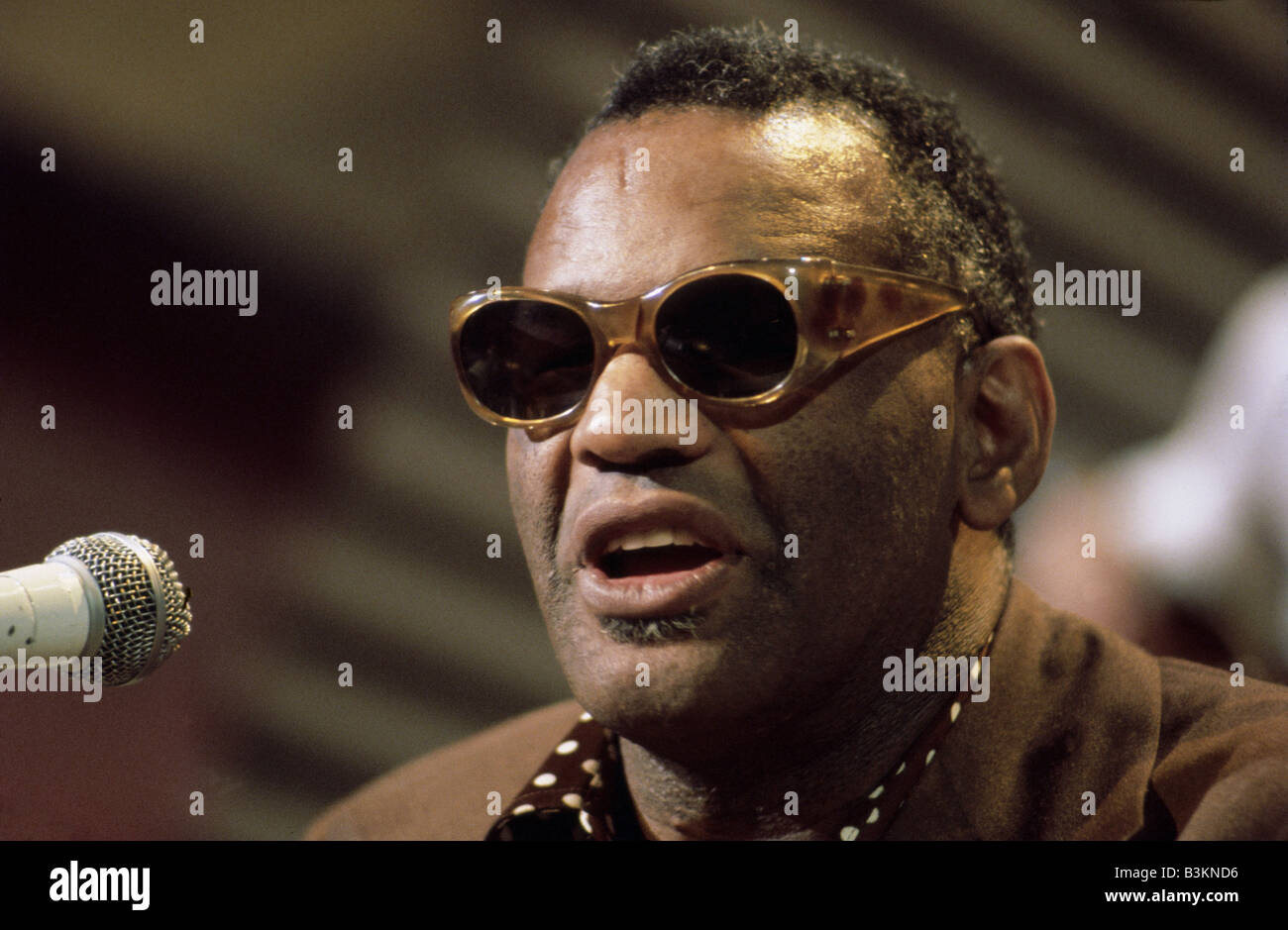 RAY CHARLES US jazz musician about 1975 Stock Photo - Alamy