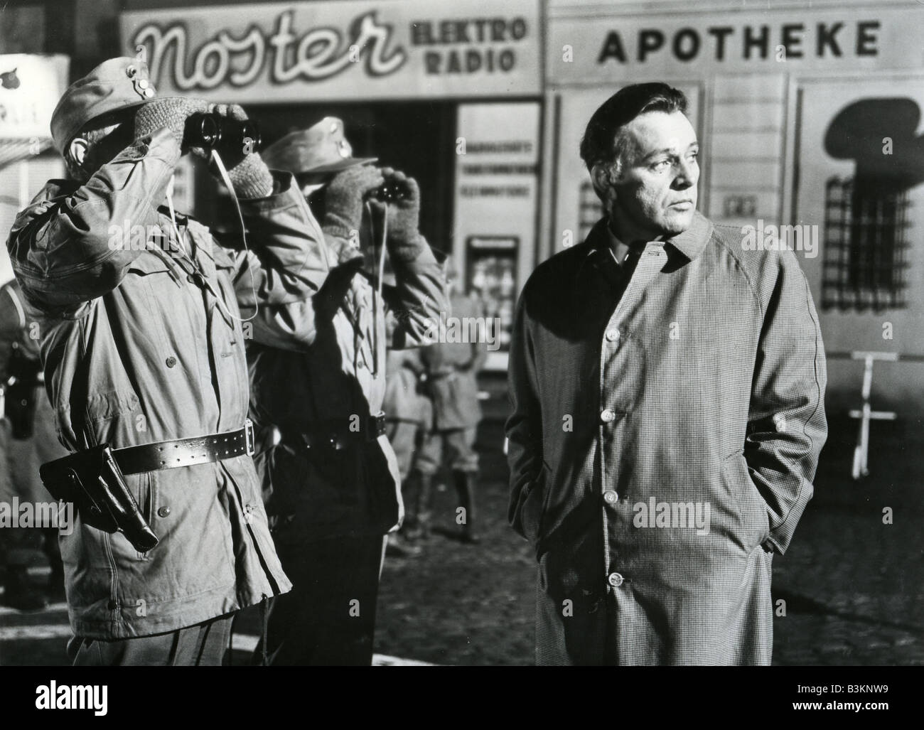 THE SPY WHO CAME IN FROM THE COLD 1965 Paramount/Salem film with Richard Burton Stock Photo - Alamy