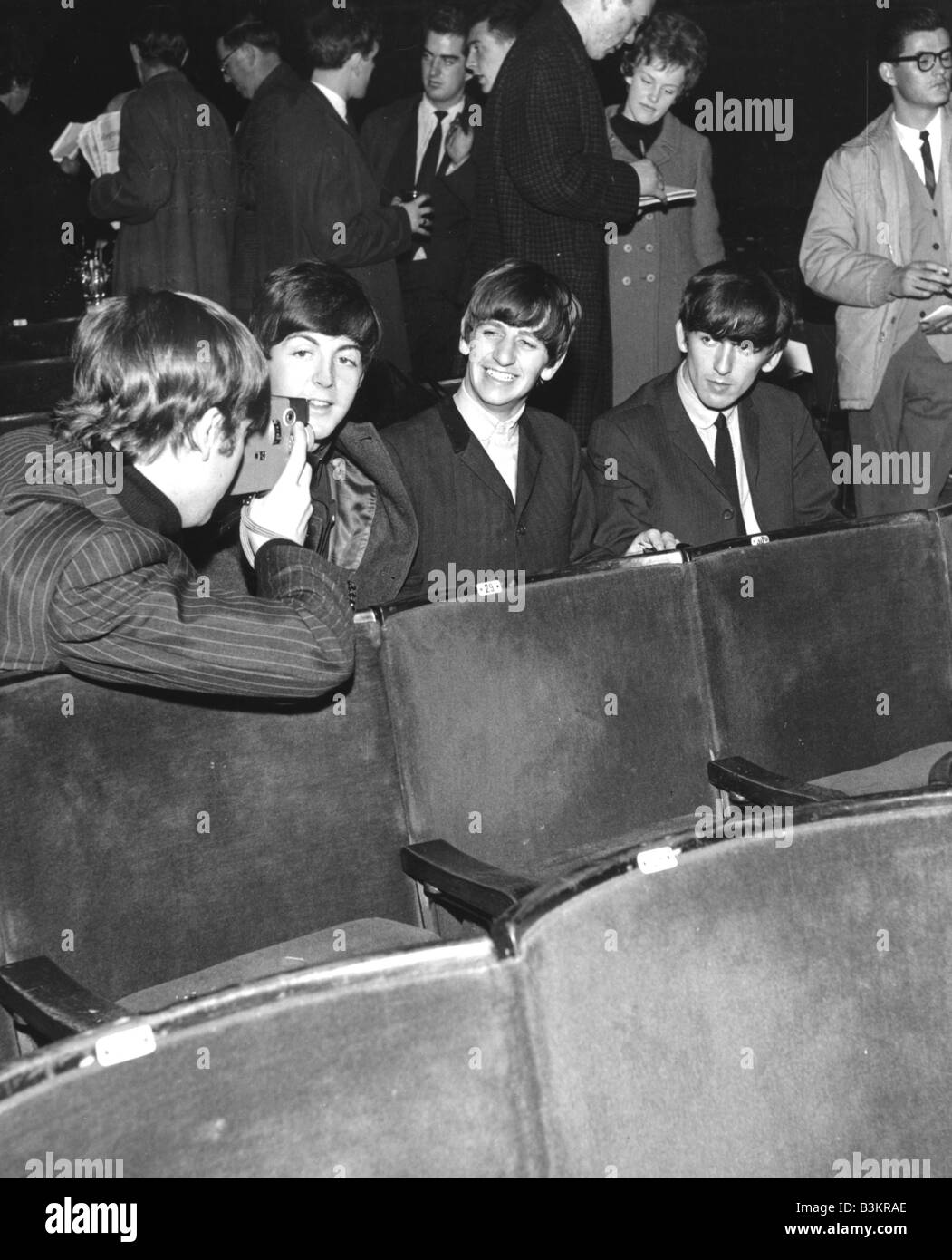 Beatles john lennon london Black and White Stock Photos & Images - Alamy