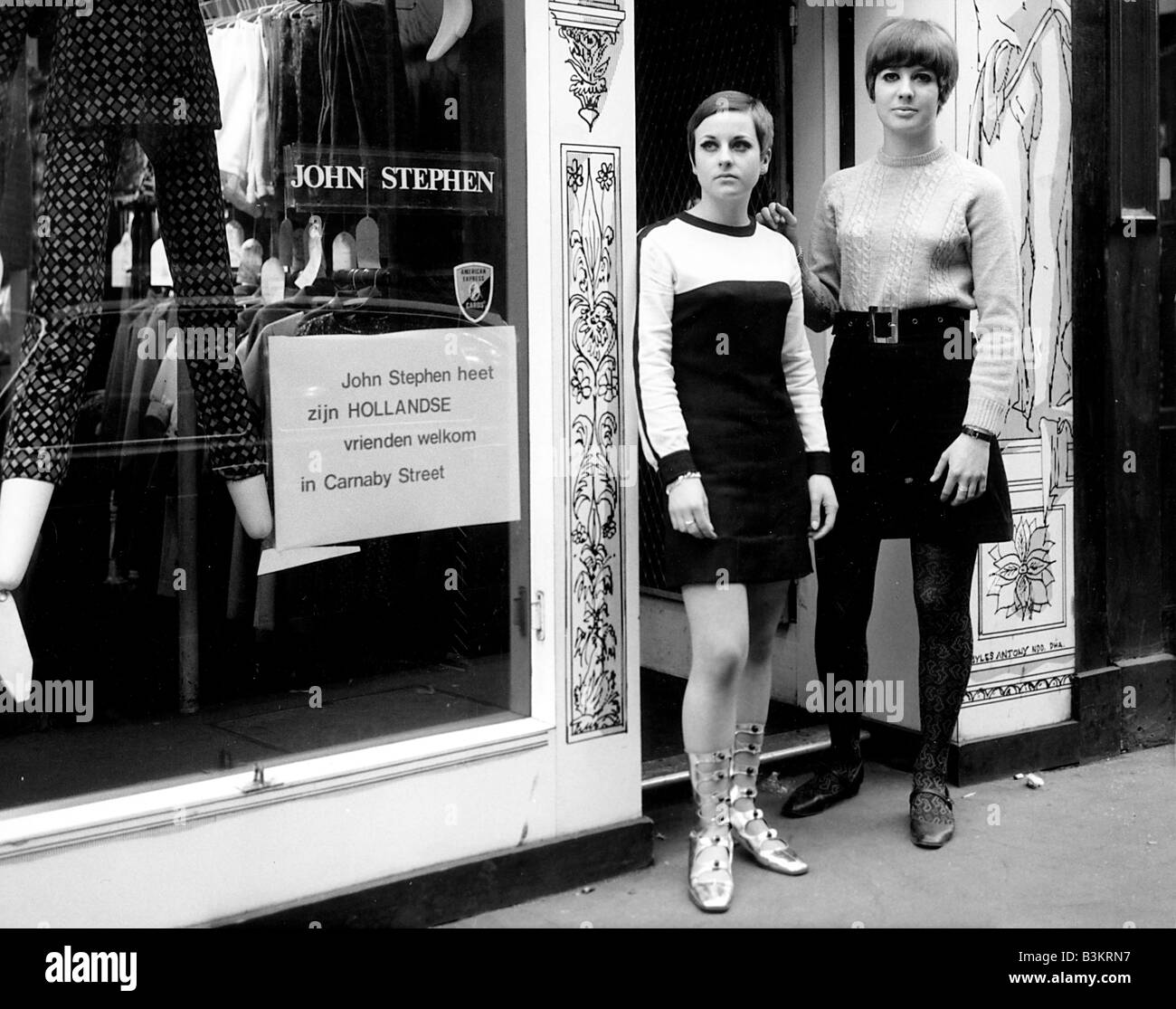 Mini skirt 1965 High Resolution Stock Photography and Images - Alamy