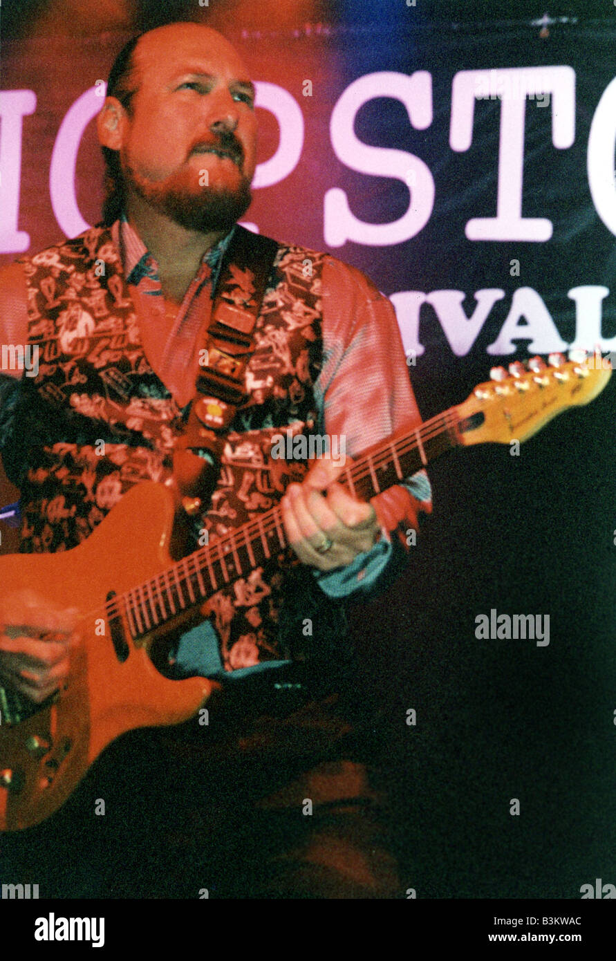 STEVE CROPPER US rock guitarist in 2001 Stock Photo - Alamy