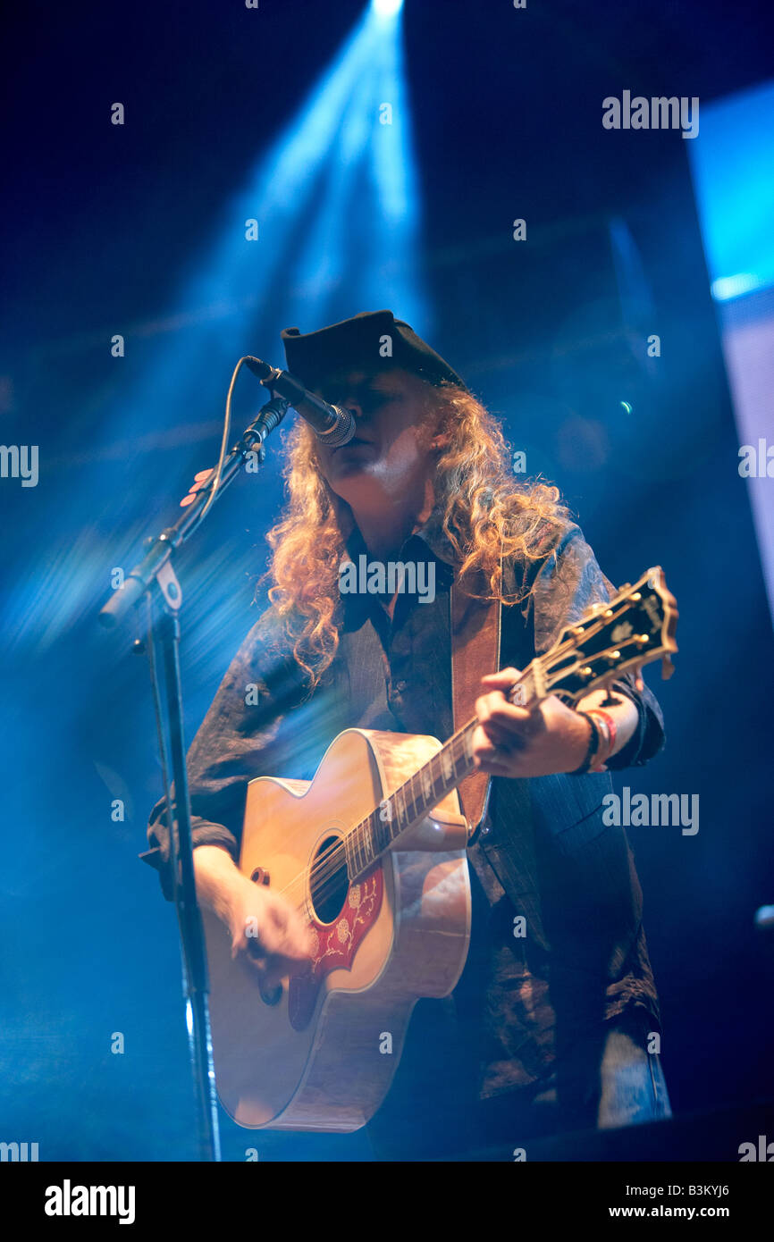 Simon Friend of the Levellers plays live on the stage at the 2008 ...