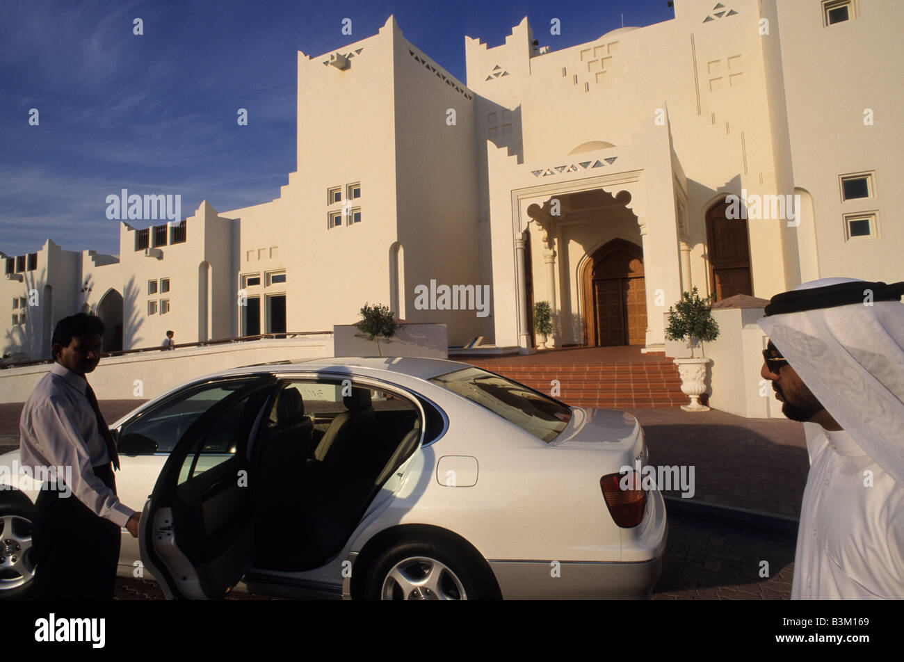 Qatar, Middle East, Asia, limousine service in Doha Stock Photo - Alamy