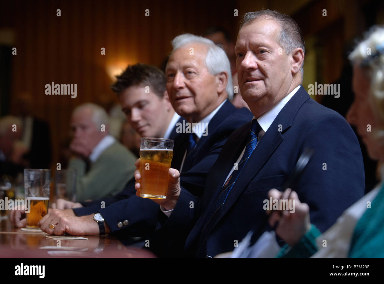 Welsh male voice choir singing hi-res stock photography and images - Alamy