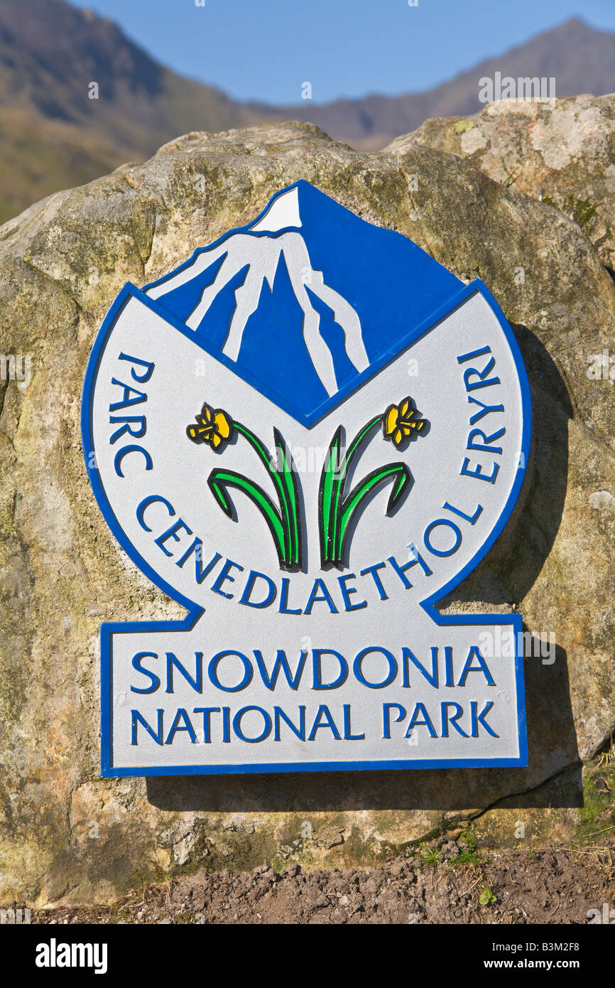 Snowdonia National Park sign, North Wales Stock Photo - Alamy
