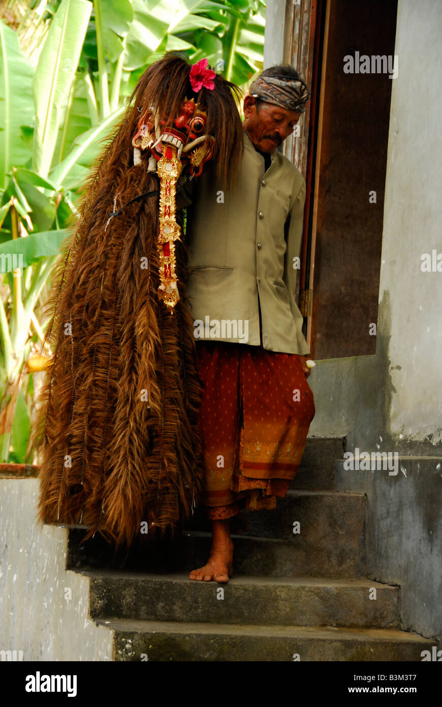 barong dancer with lion mask and costume, barong dance , batubulan ...