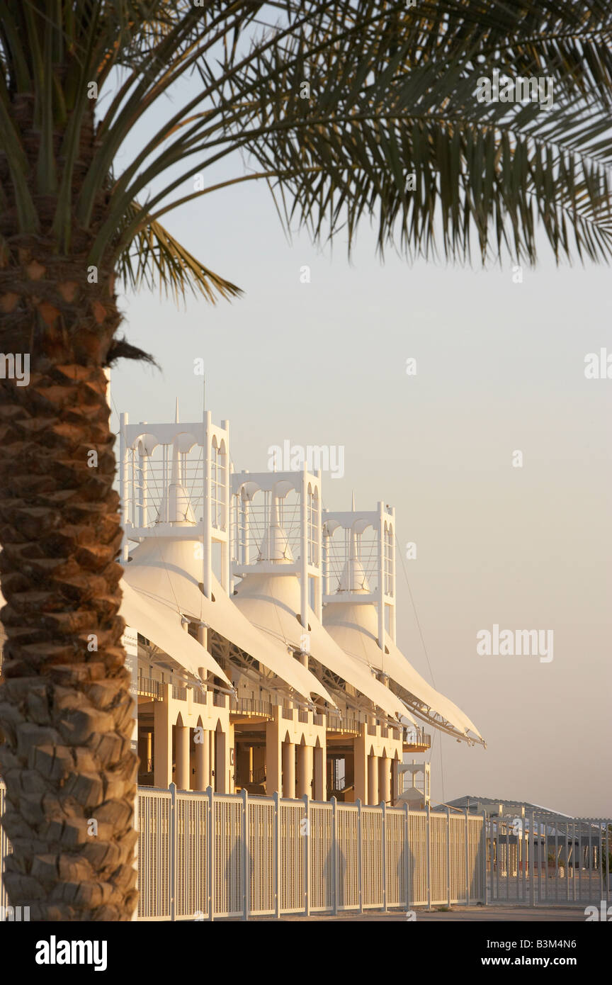 Formula one grandstand bahrain hi-res stock photography and images - Alamy
