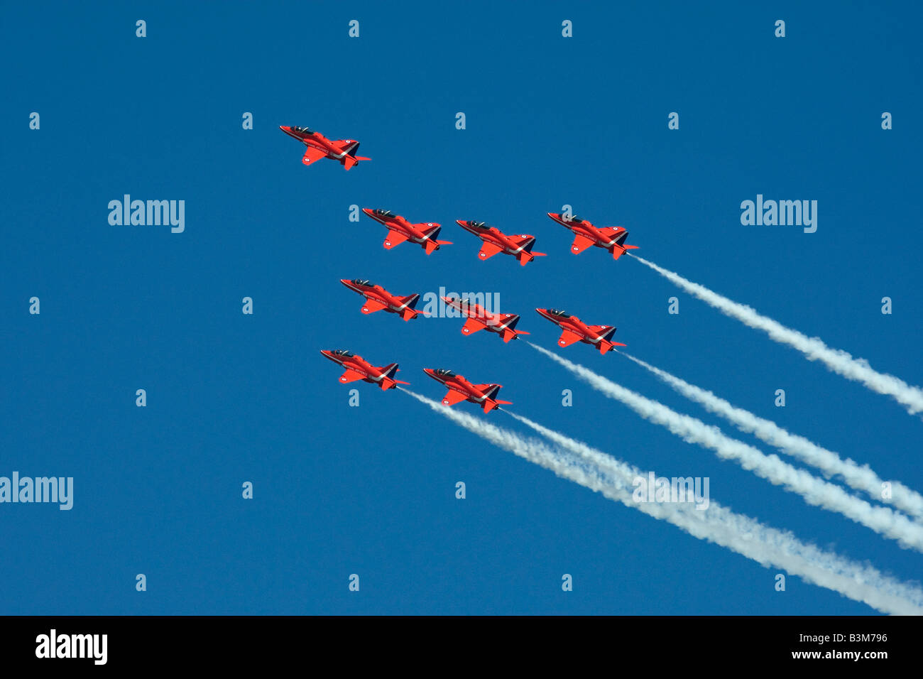 Red Arrows Royal Air Force RAF display team Stock Photo - Alamy