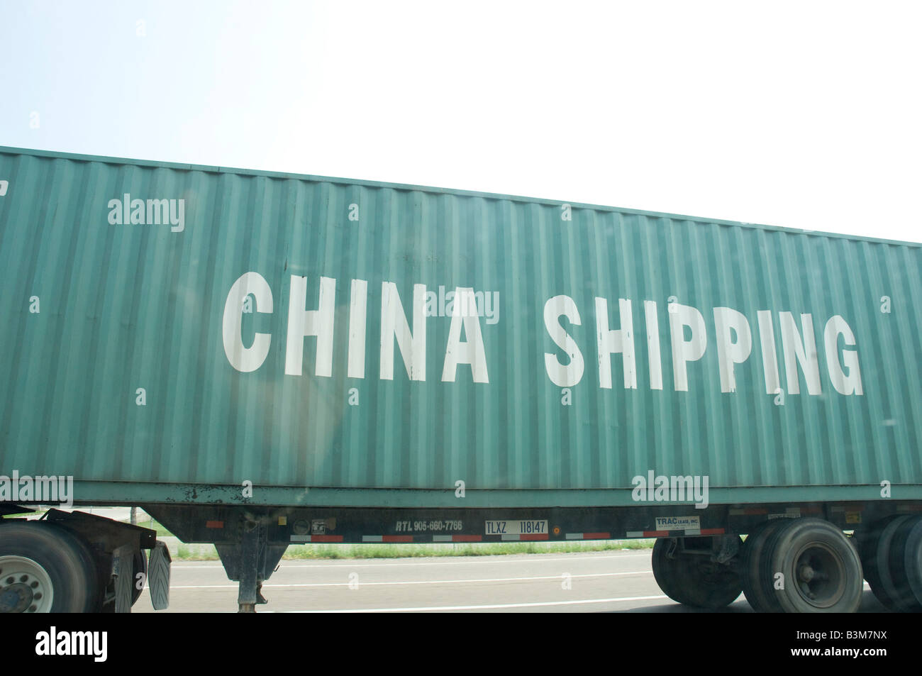 China Shipping tractor trailer in Ontario Canada Stock Photo - Alamy