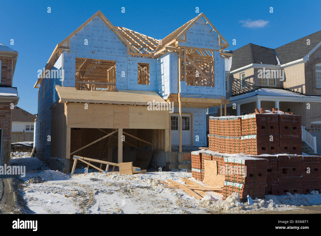 House construction, Ontario, Canada Stock Photo - Alamy