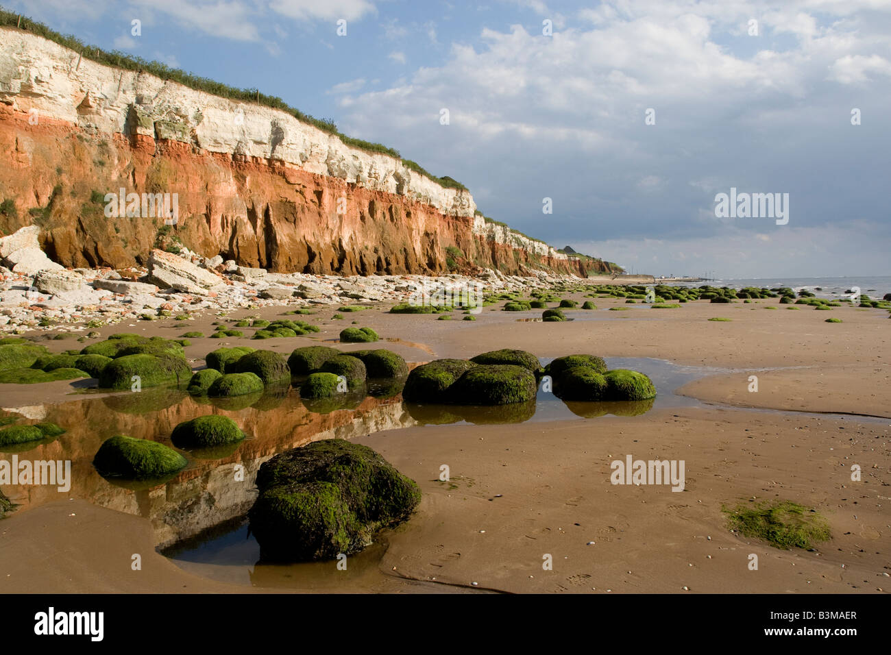 Hunstanton's famous striped cliffs Stock Photo - Alamy