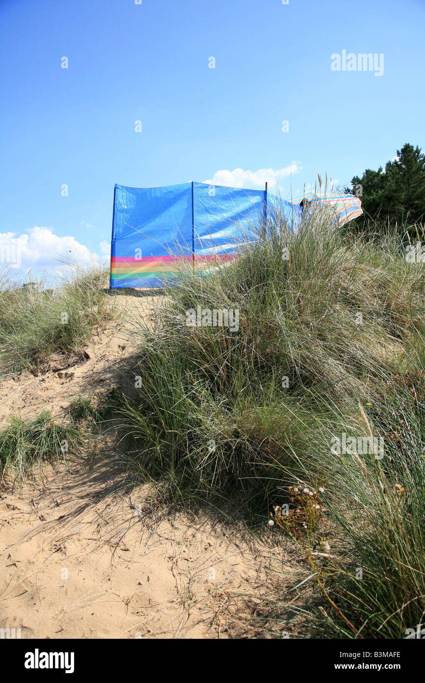 Blue Wind Break. Old Hunstanton, Norfolk Stock Photo - Alamy