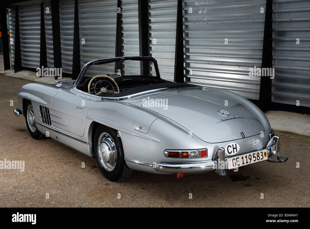 Mercedes Benz 300SL Stock Photo - Alamy
