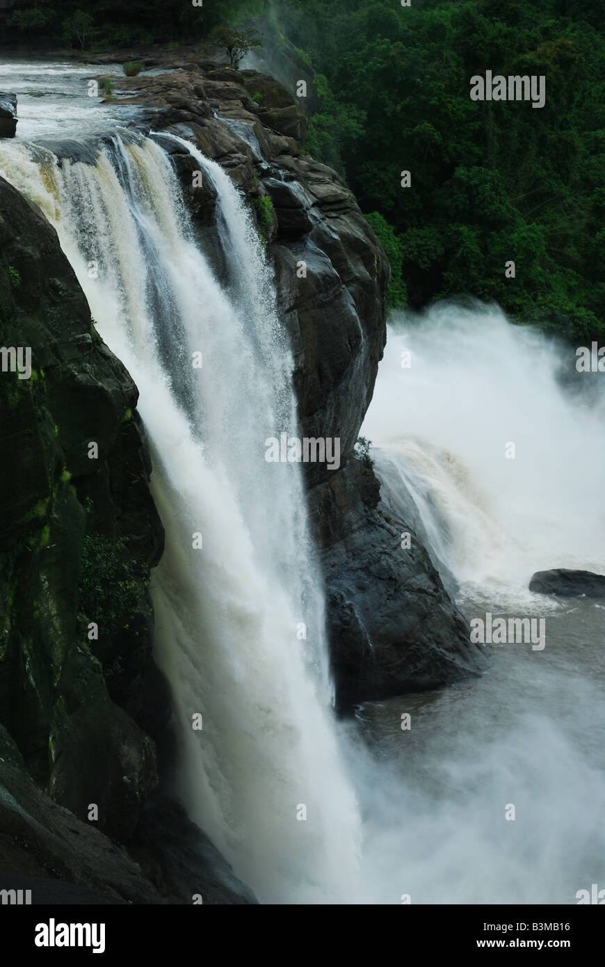 Athirappalli waterfalls hi-res stock photography and images - Alamy