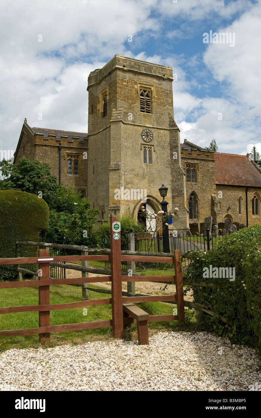 St Thomas a Becket church at Sutton under Brailes, Warwickshire, UK ...