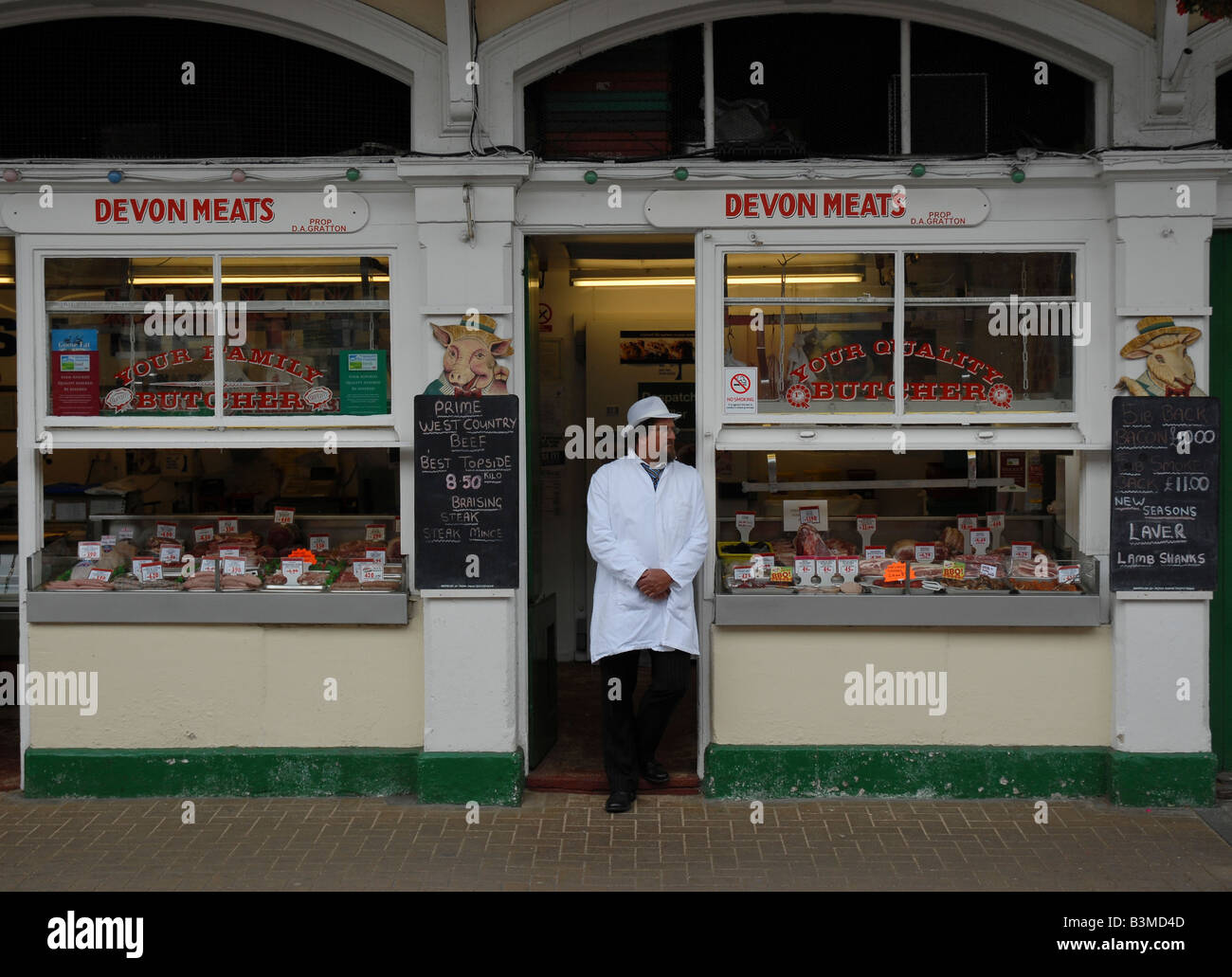 Butchers row butchers shop hi-res stock photography and images - Alamy