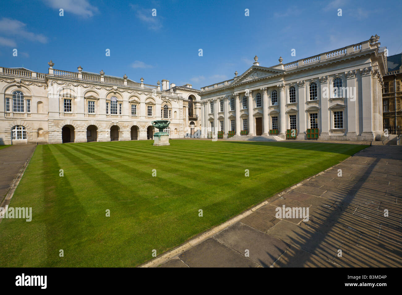 The senate house cambridge hi-res stock photography and images - Alamy