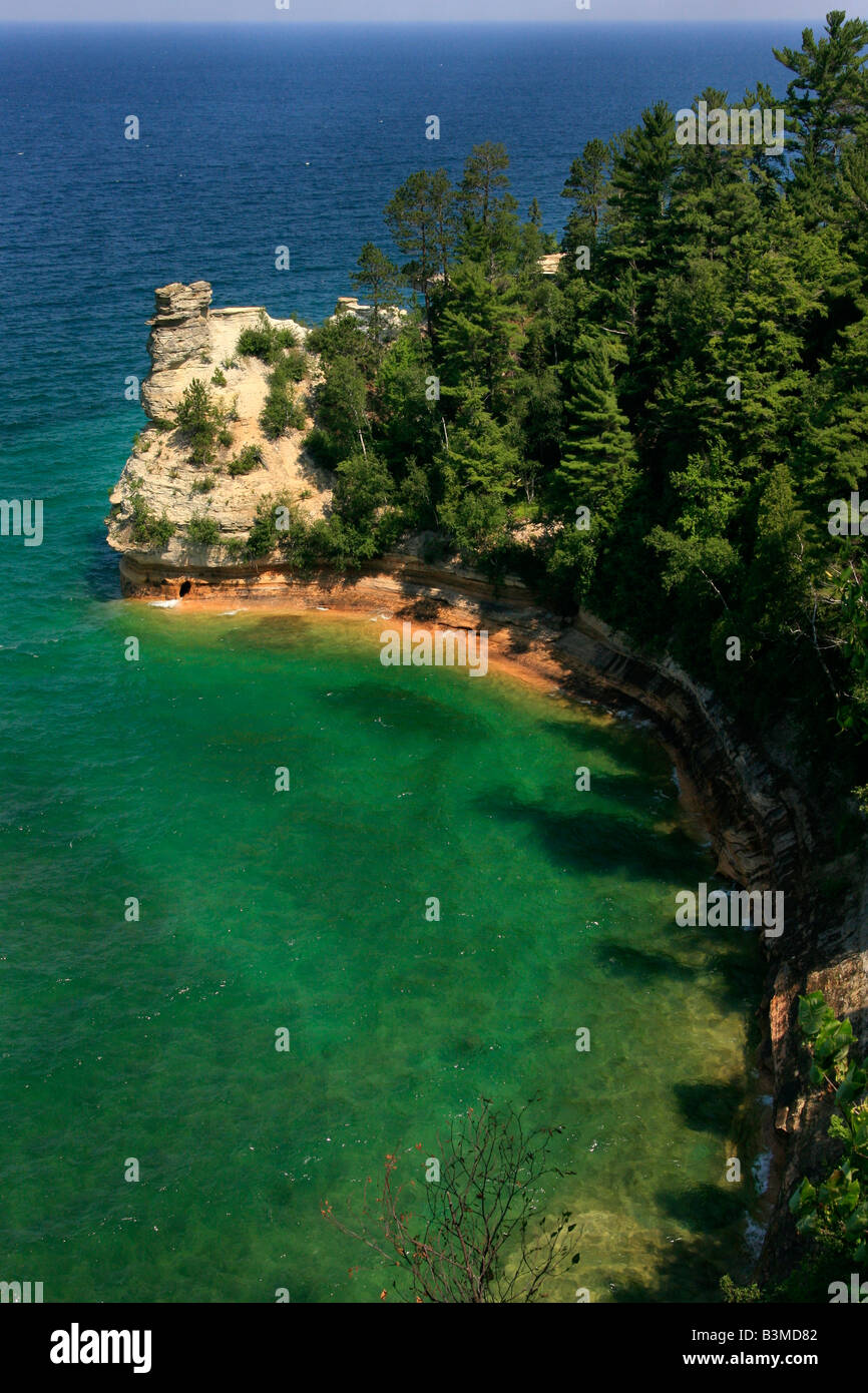 The Miners Castle on Lake Superior Pictured Rocks National Lakeshore ...