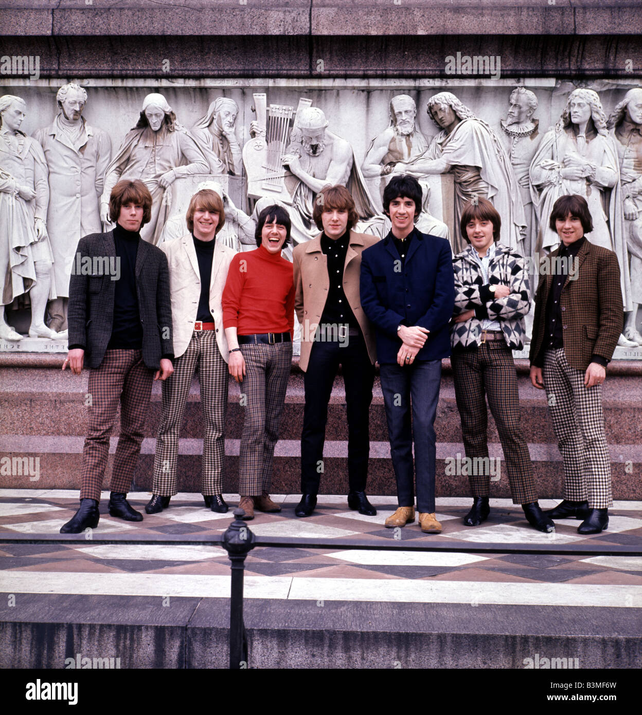 TONY CRANE AND THE MERSEYBEATS about 1970 - a later lineup after the ...
