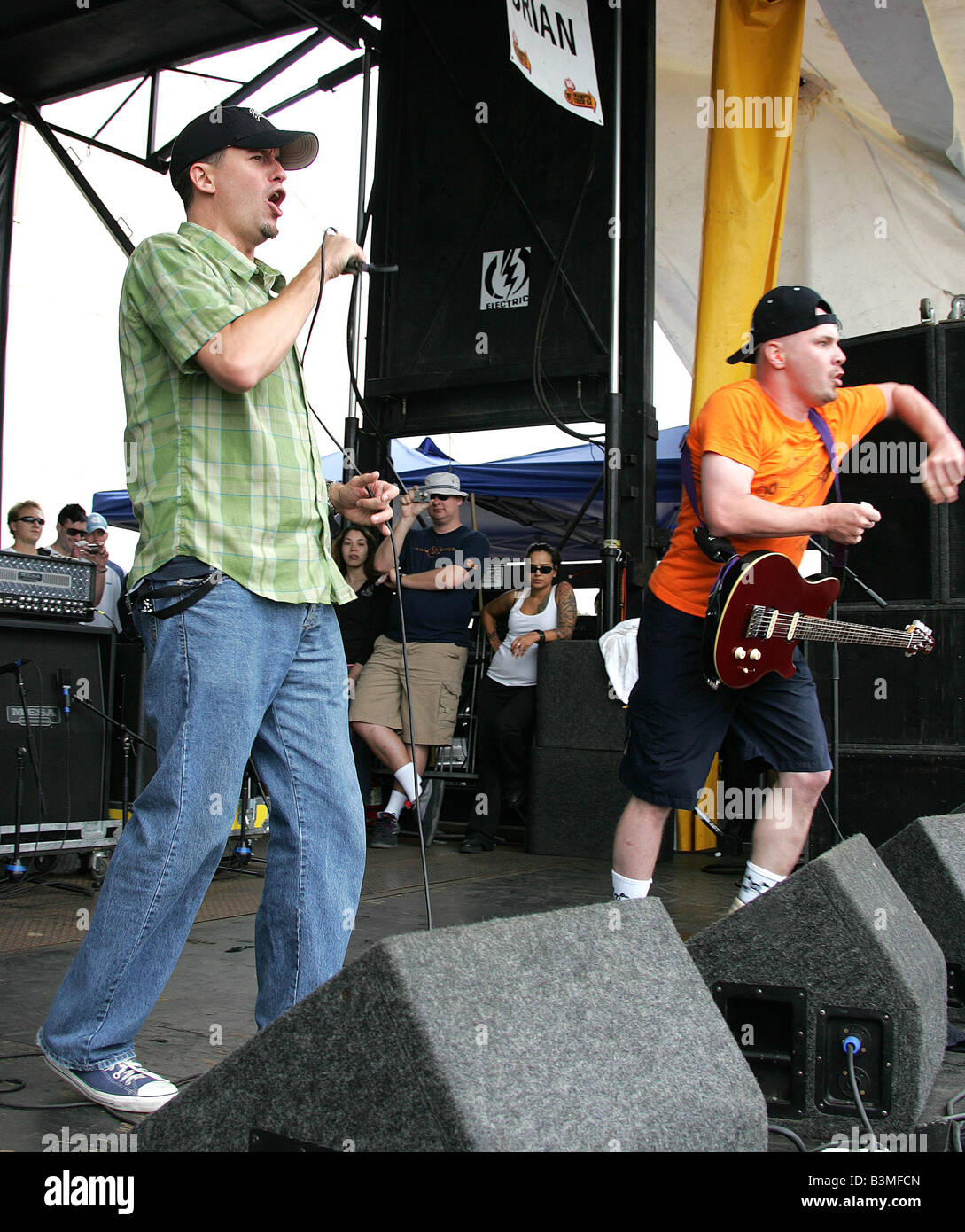 THE VANDALS US rock group in 2004 Stock Photo - Alamy