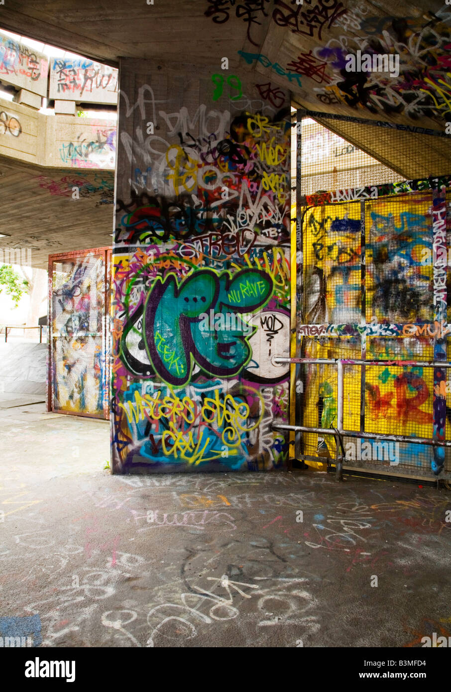 Graffiti in an urban concrete setting Stock Photo - Alamy