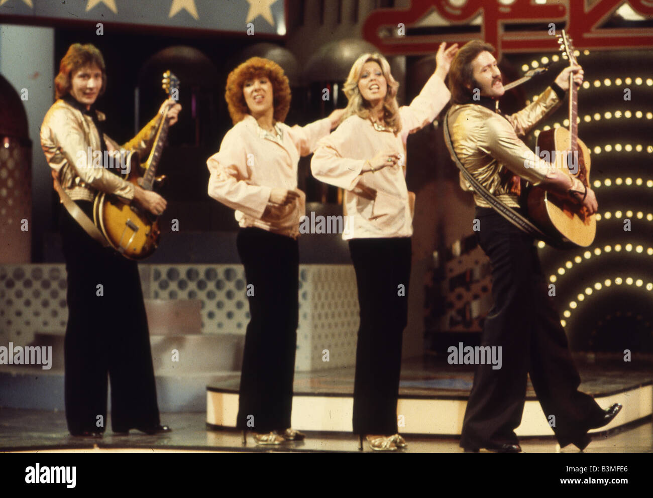 BROTHERHOOD OF MAN UK pop group in 1976 Stock Photo - Alamy