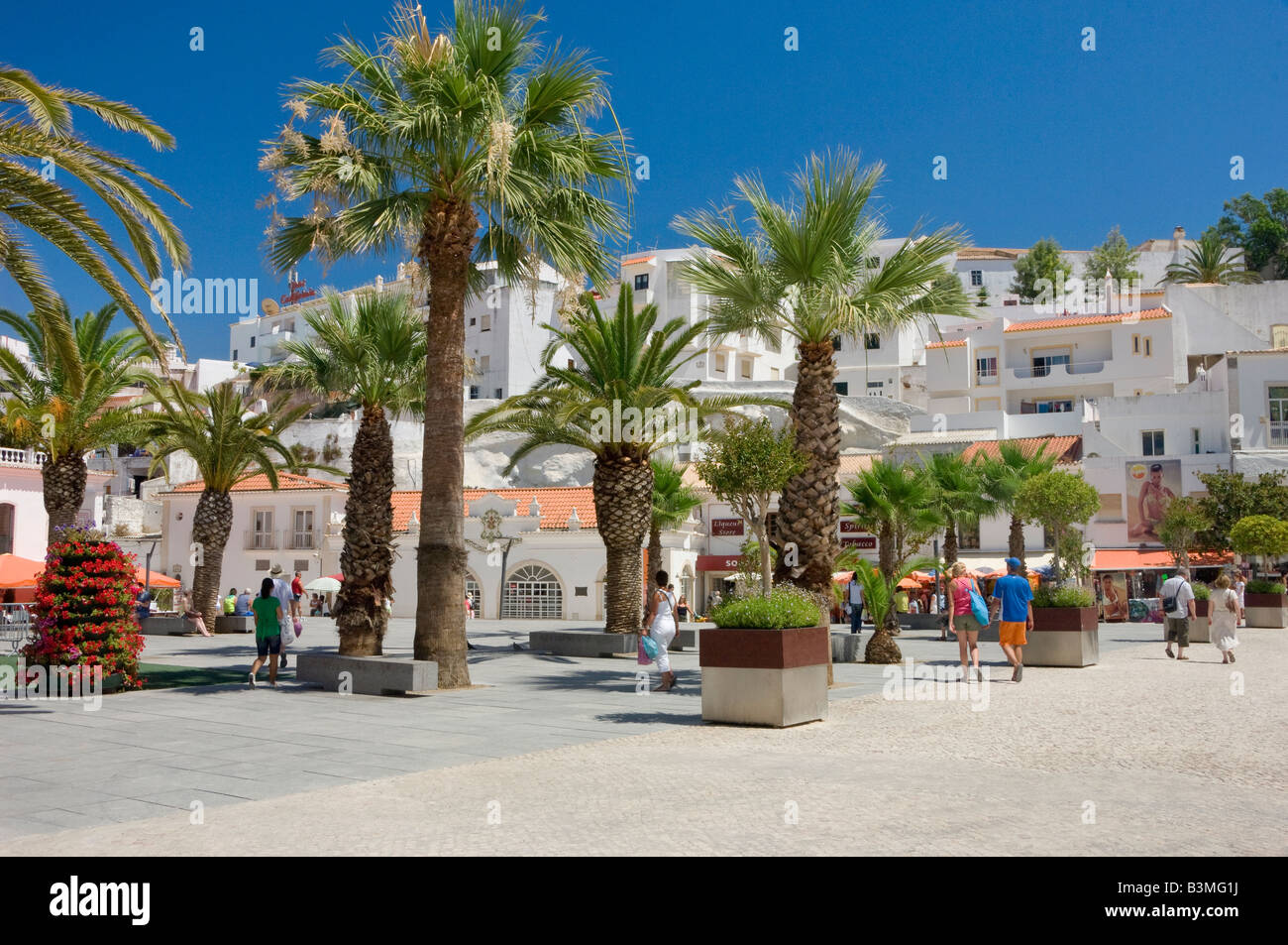 Portugal, the Algarve, Albufeira town square Stock Photo - Alamy