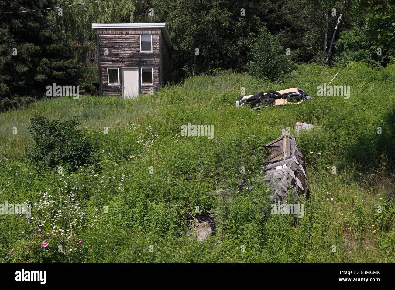 Messy cabin hi-res stock photography and images - Alamy