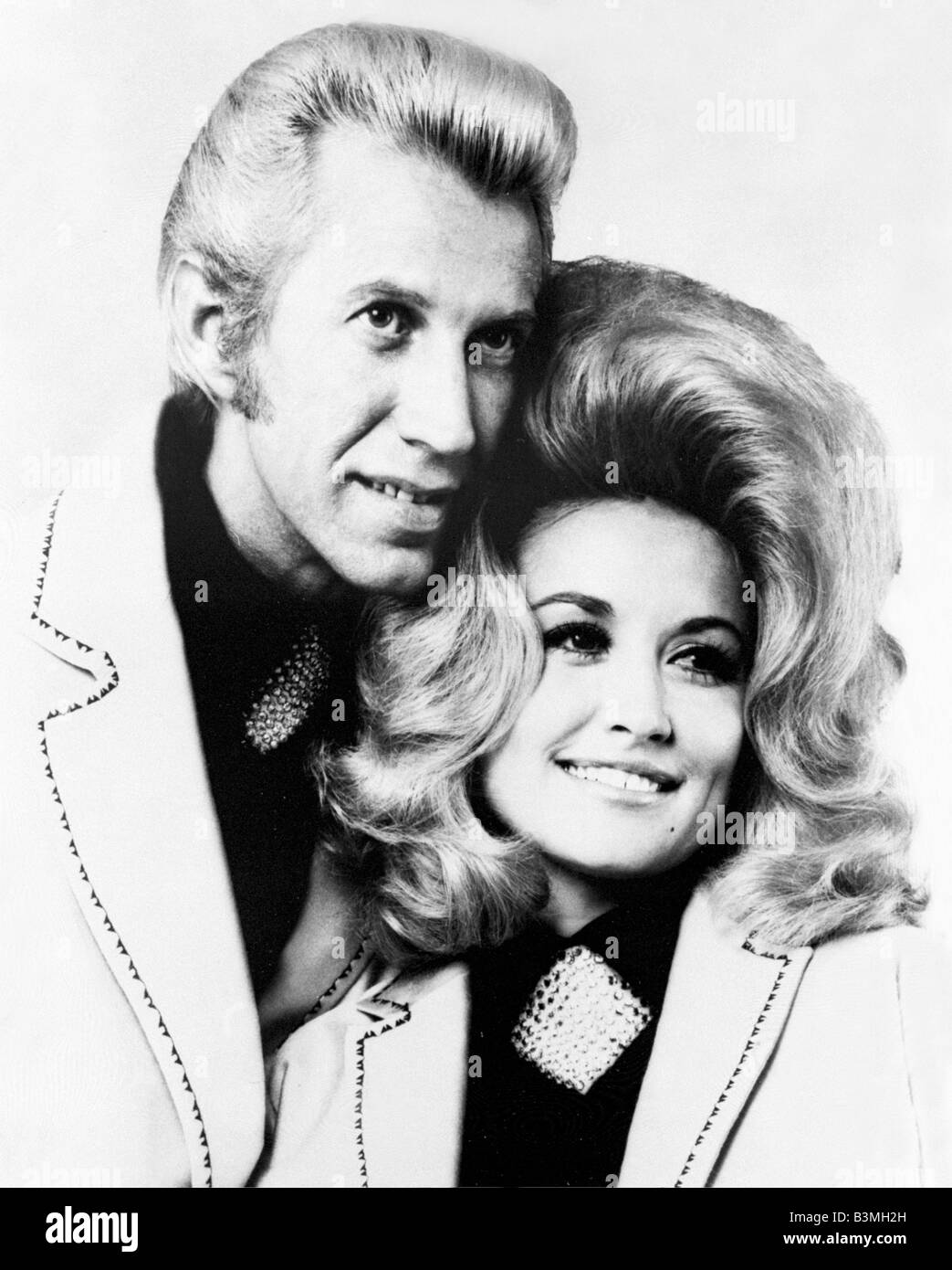 DOLLY PARTON US Country & Western musician with Porter Wagoner Stock ...