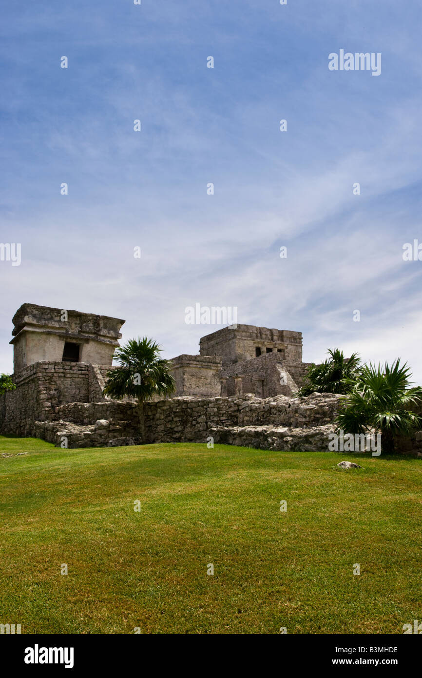 El Castillo The Castle at the Mayan ruins of Tulum in Quintana Roo ...