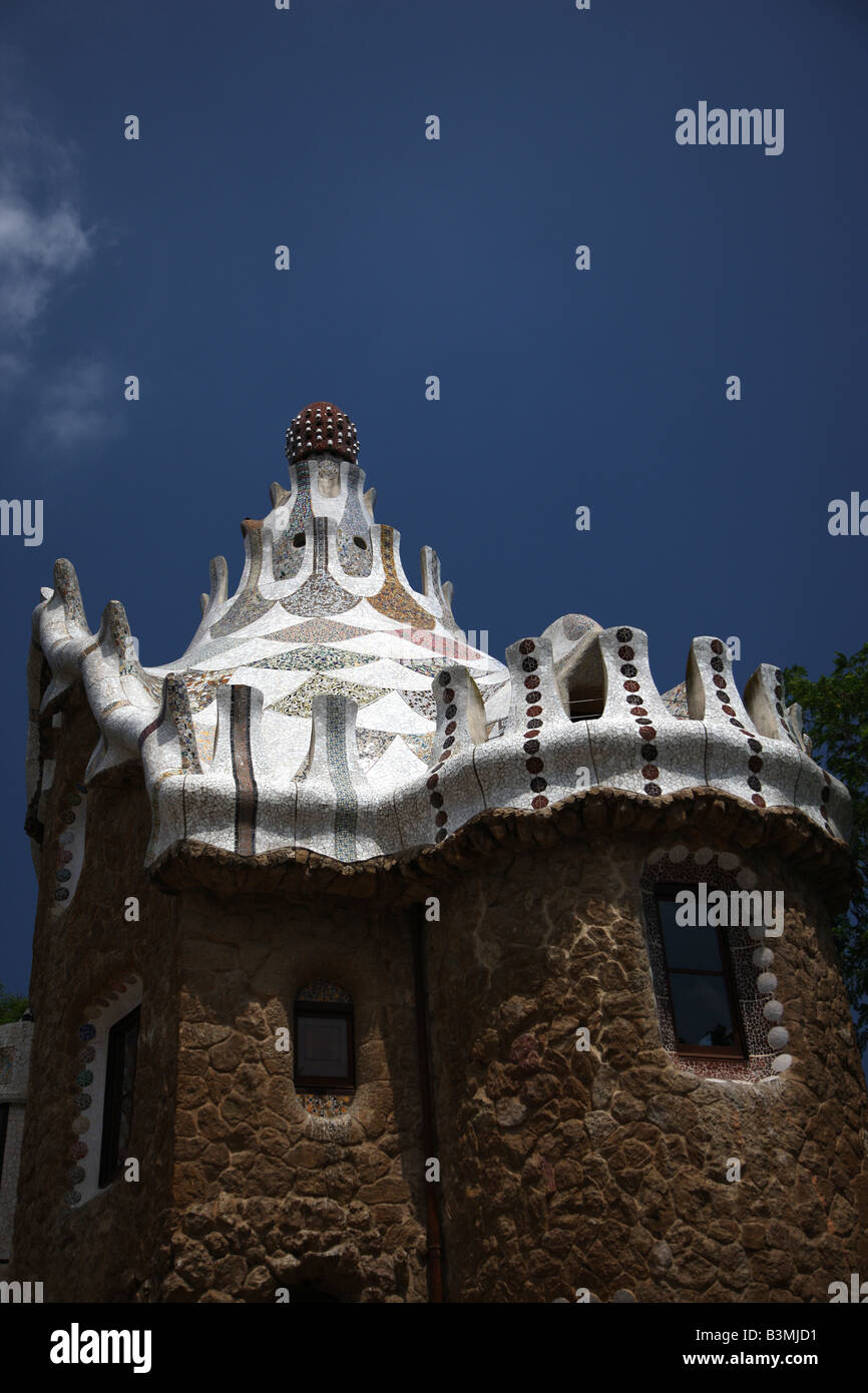 Ornate house and mosaic roofing by Antoni Gaudi at Park Guell Stock ...