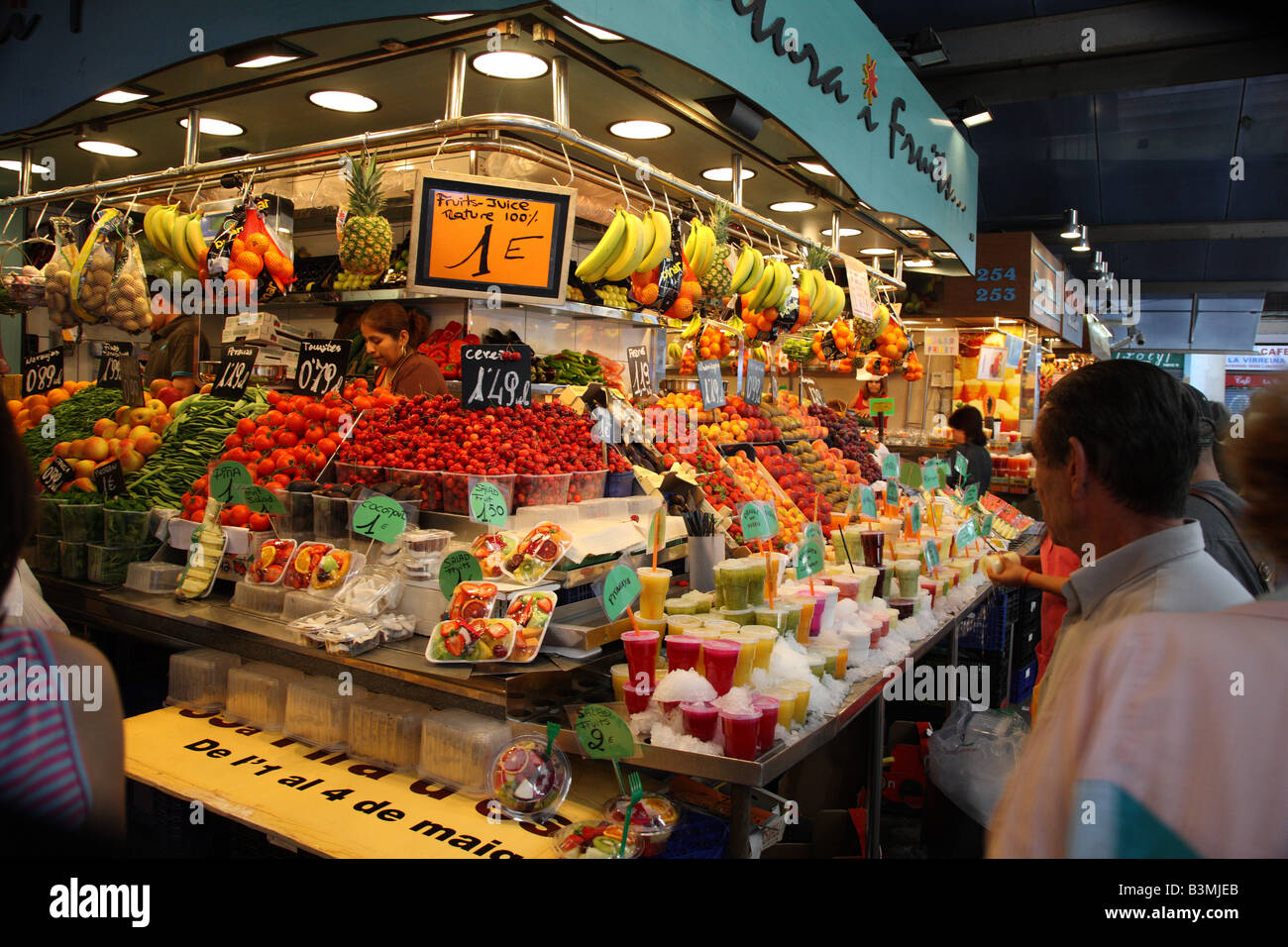 Corner stall hi-res stock photography and images - Alamy