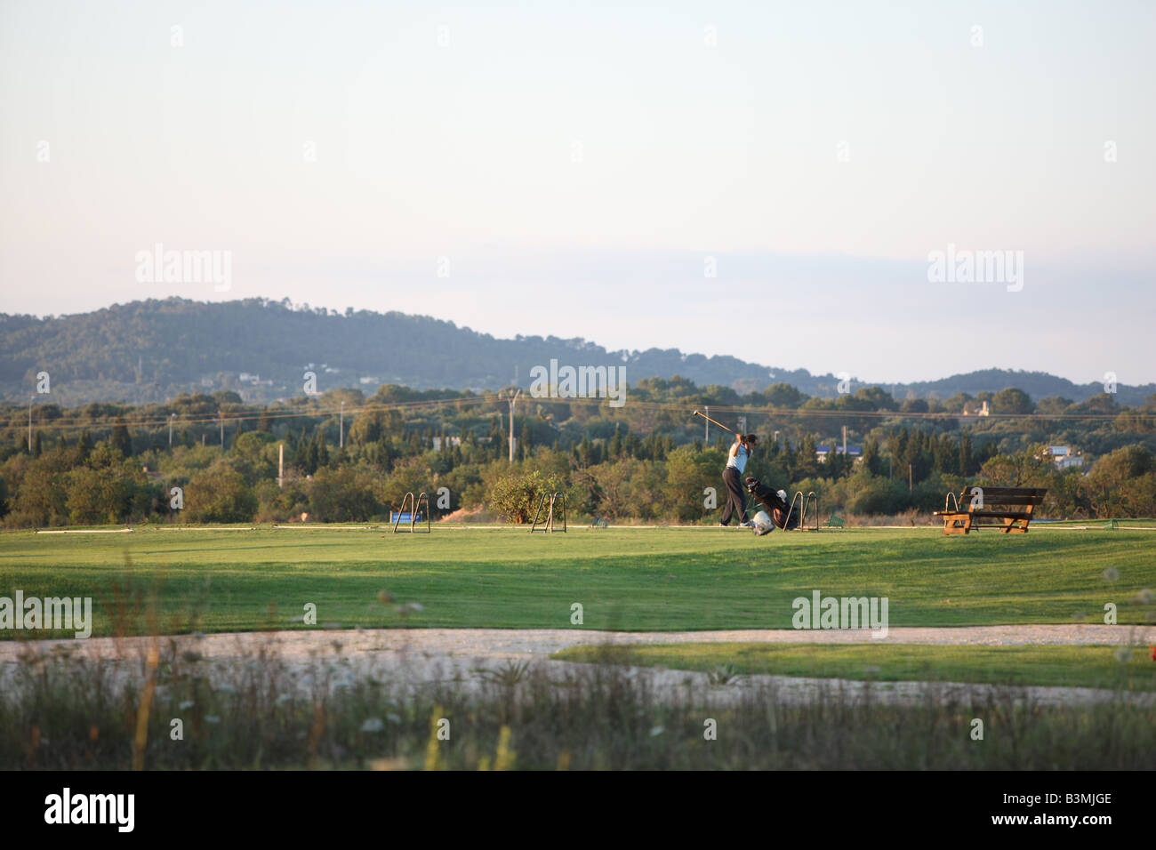 Gold driving range hi-res stock photography and images - Alamy