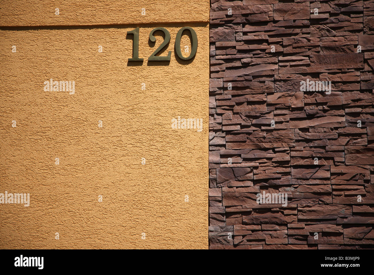 Numbers one to one hundred hi-res stock photography and images - Alamy