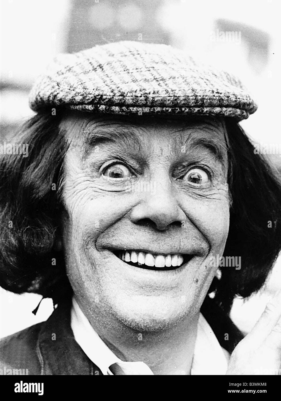 Max wall comedian Black and White Stock Photos & Images - Alamy