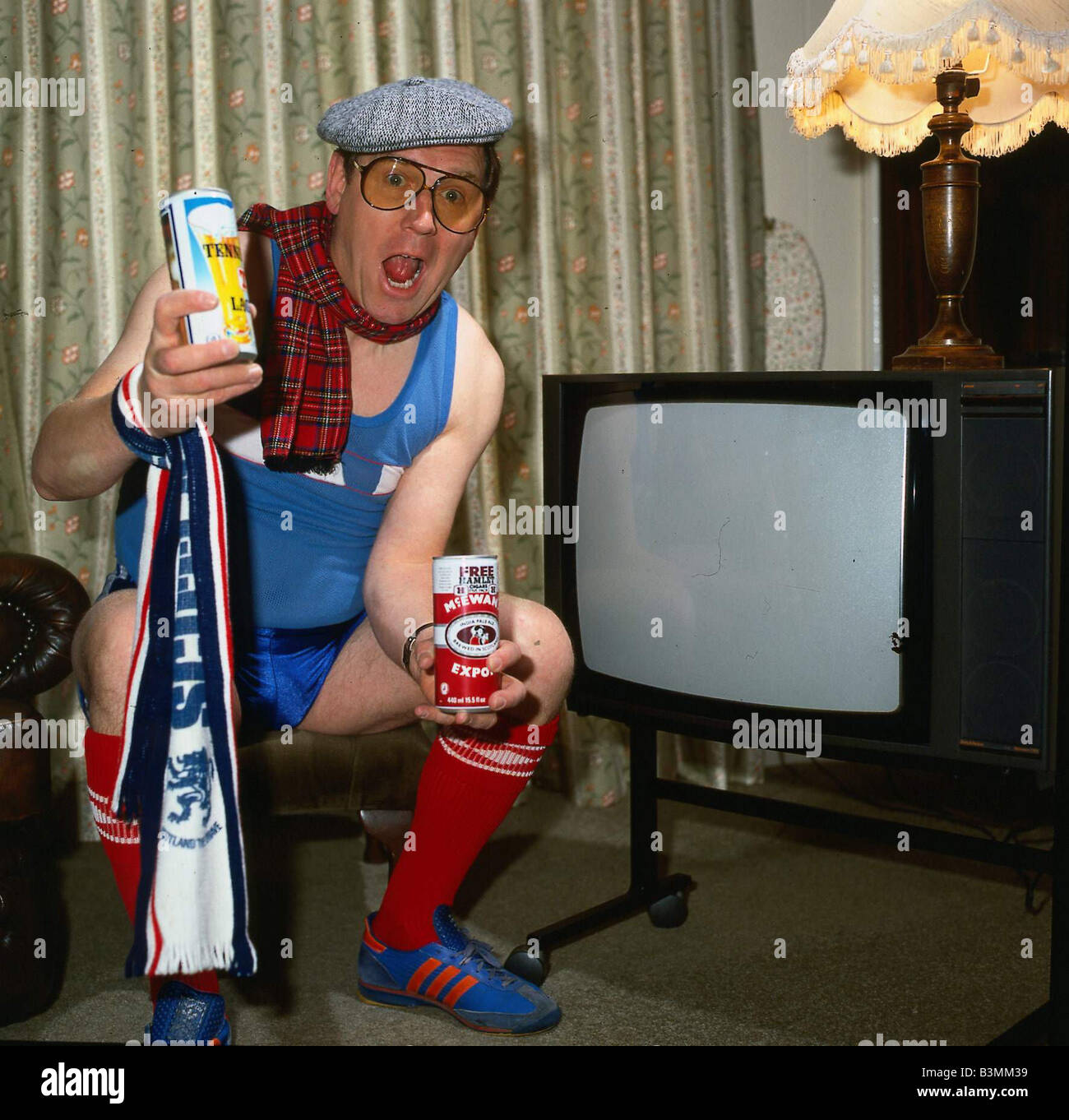 Andy Cameron ready for the World cup May 1986 Stock Photo - Alamy