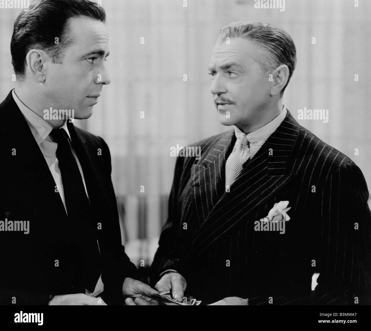 THE BIG SHOT 1942 Warner film with Humphrey Bogart at left Stock Photo ...