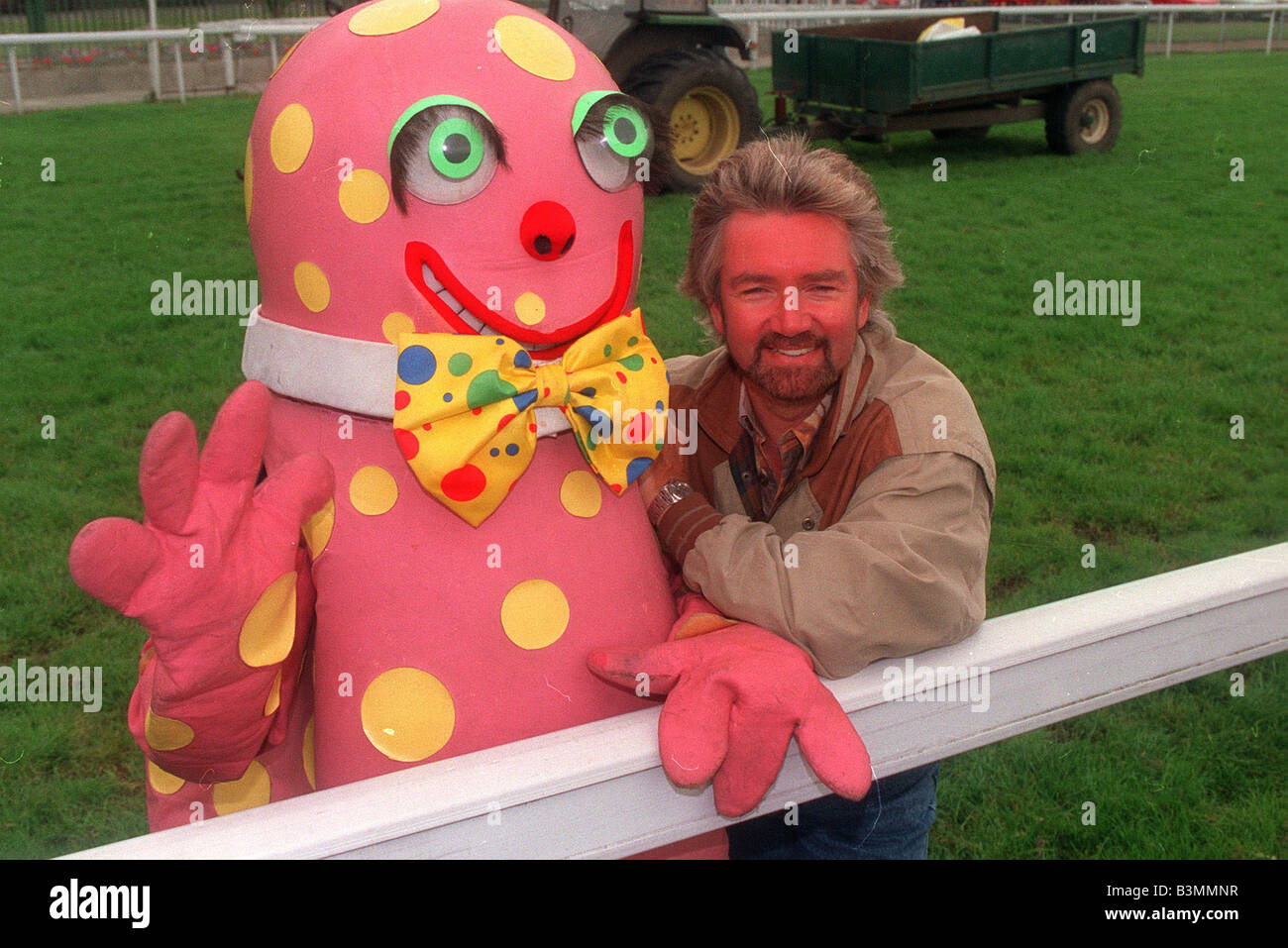 Mr blobby noel hi-res stock photography and images - Alamy