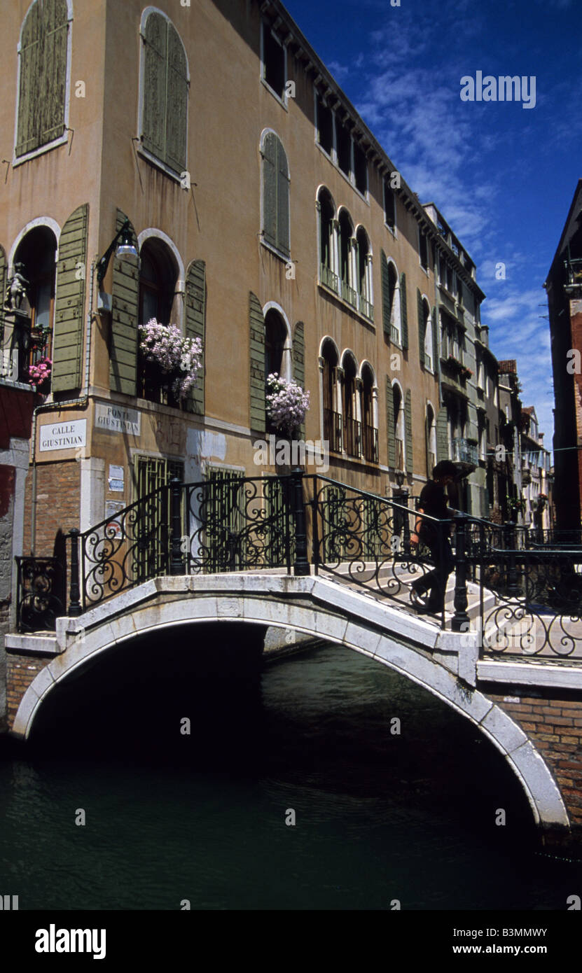 Italy Venice Small bridge crossing a canal in Venice Stock Photo - Alamy