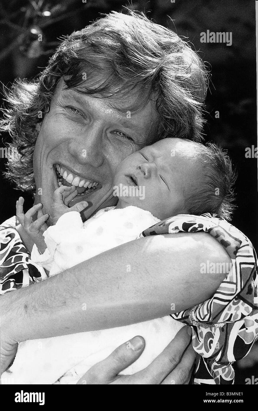 Peter duncan blue peter hi-res stock photography and images - Alamy