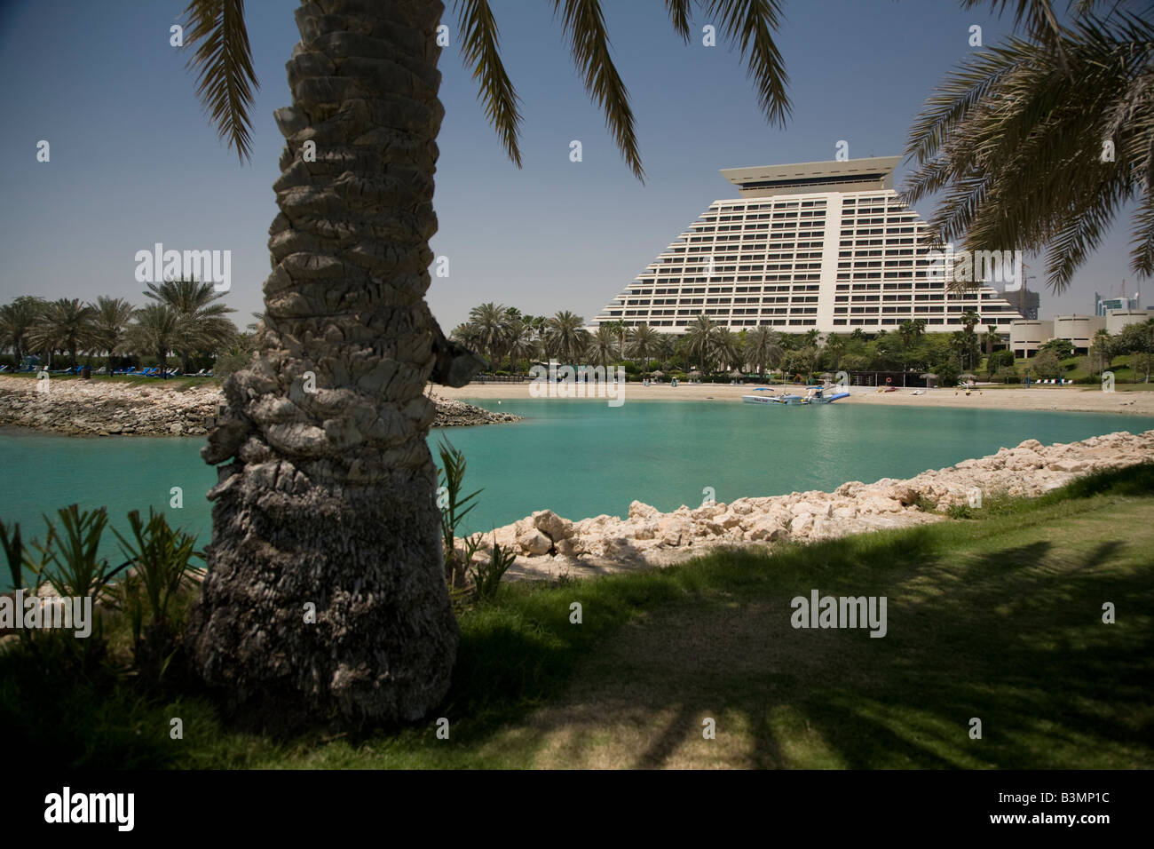 Sheraton Hotel Doha Qatar Corniche Skyline Gulf Stock Photo - Alamy