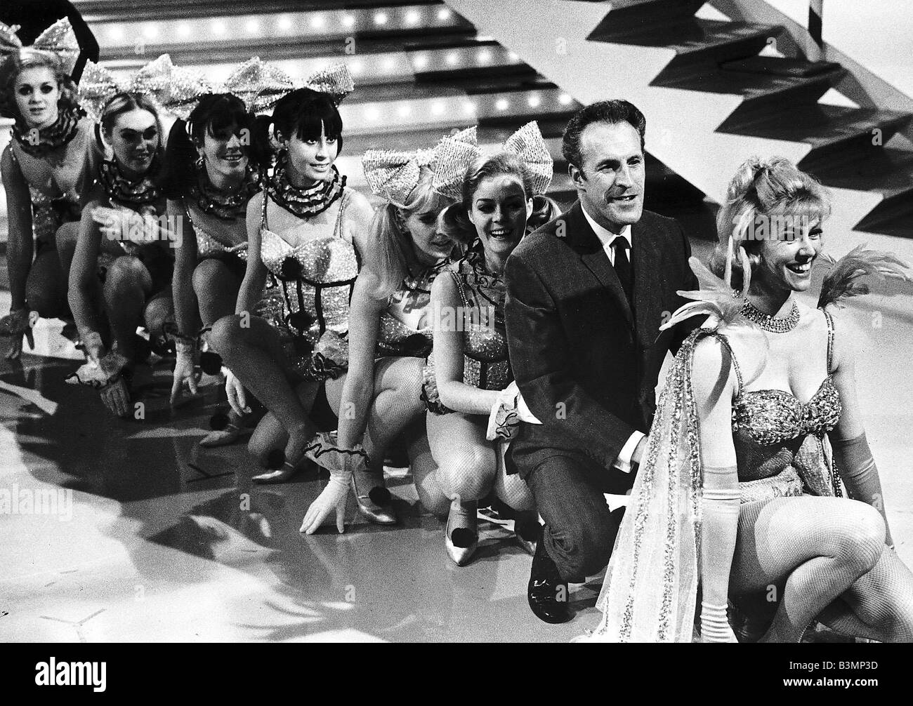 Bruce Forsyth Entertainer TV Presenter dancing with the Aleta Morrison ...