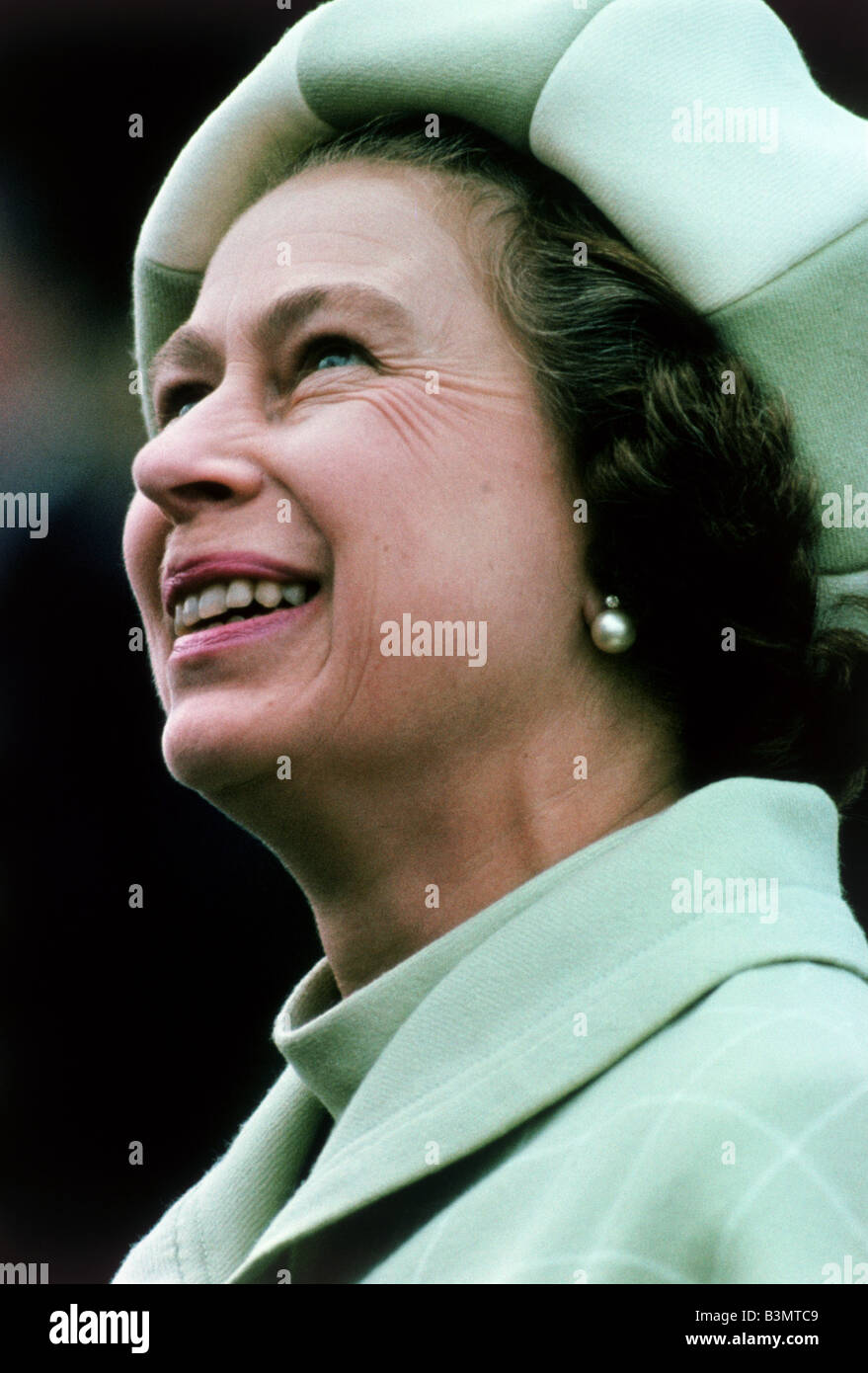 Elizabeth ii family 1977 hi-res stock photography and images - Alamy