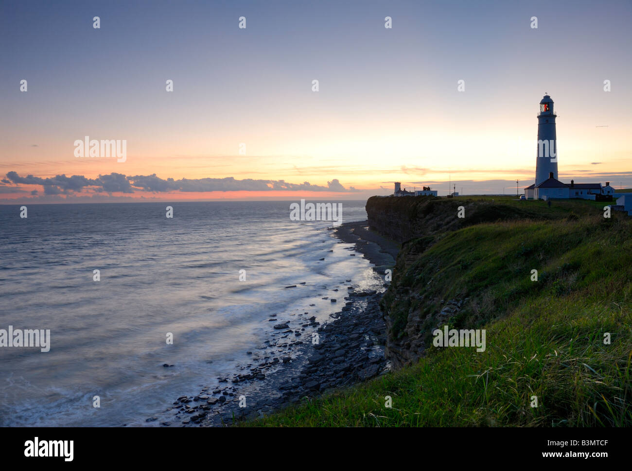 Nash point sunset hi-res stock photography and images - Alamy