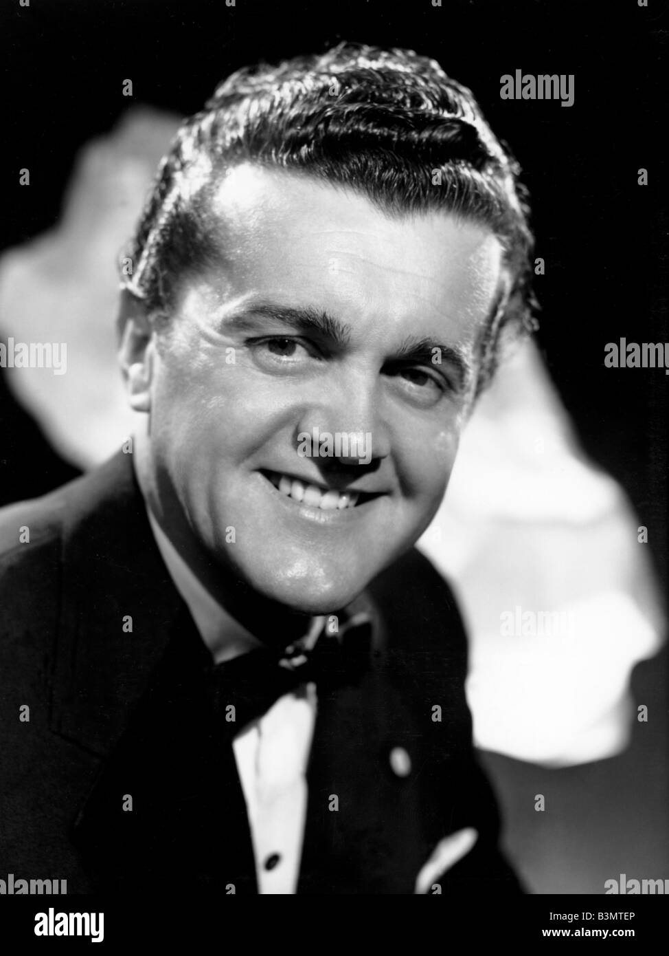 RONNIE RONALDE UK singer and whistler Stock Photo - Alamy