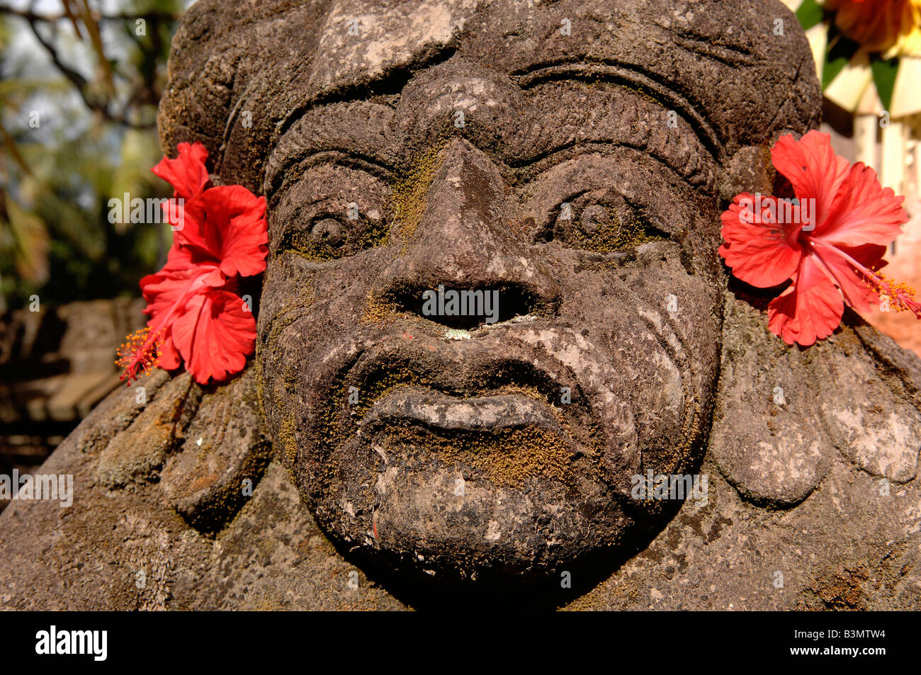 statue's at entrance to batubulan temple, bali , republic of indonesia ...