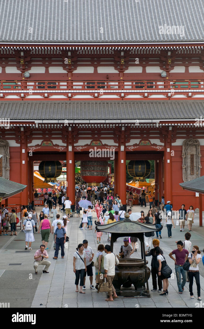 Sensoji temple asakusa tokyo hi-res stock photography and images - Alamy