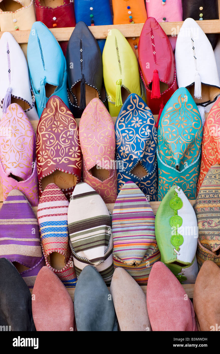 Colorful arabic shoes alignment in a shop Stock Photo - Alamy